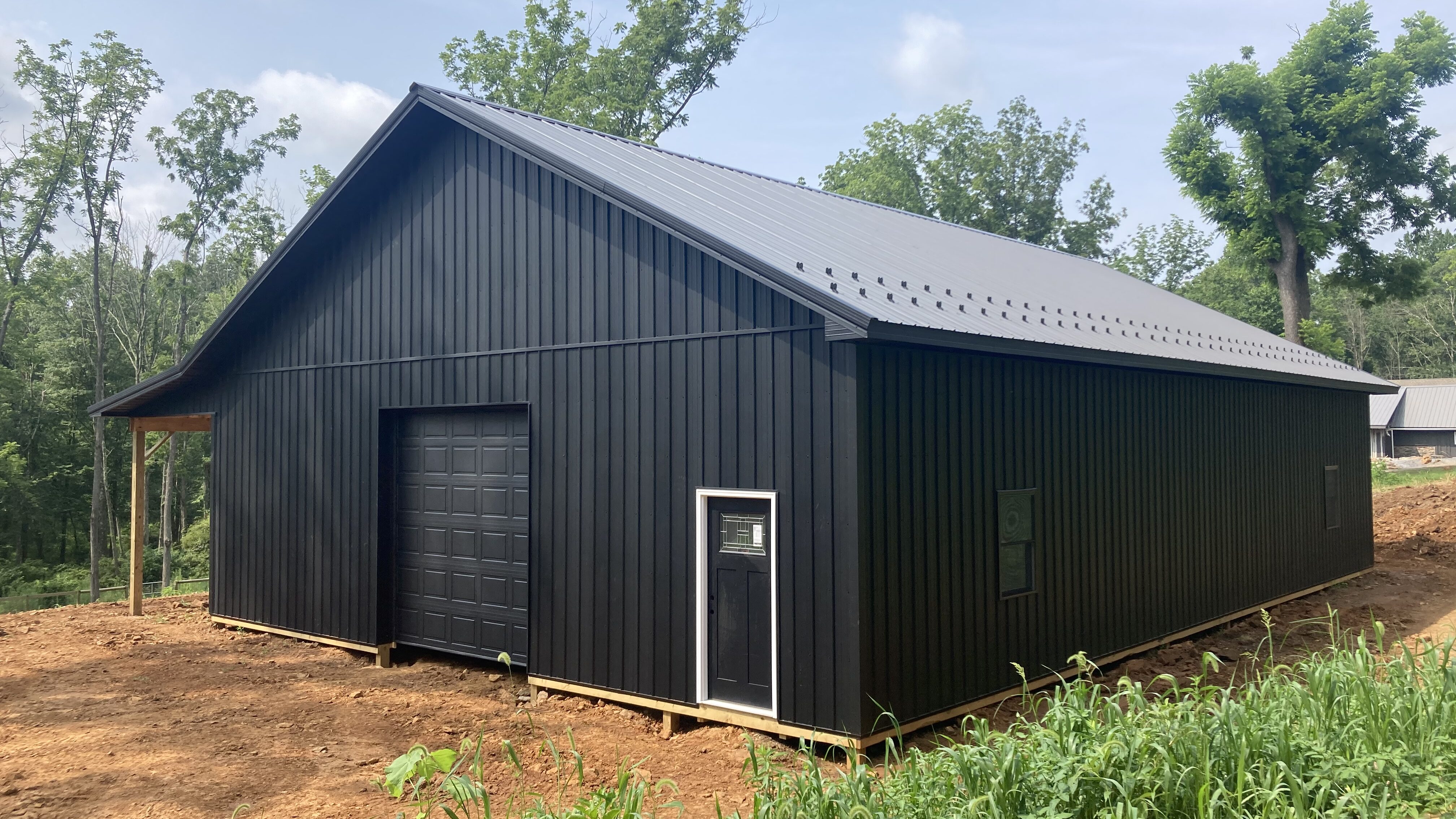 Black Pole Barn - Extreme Pole Buildings