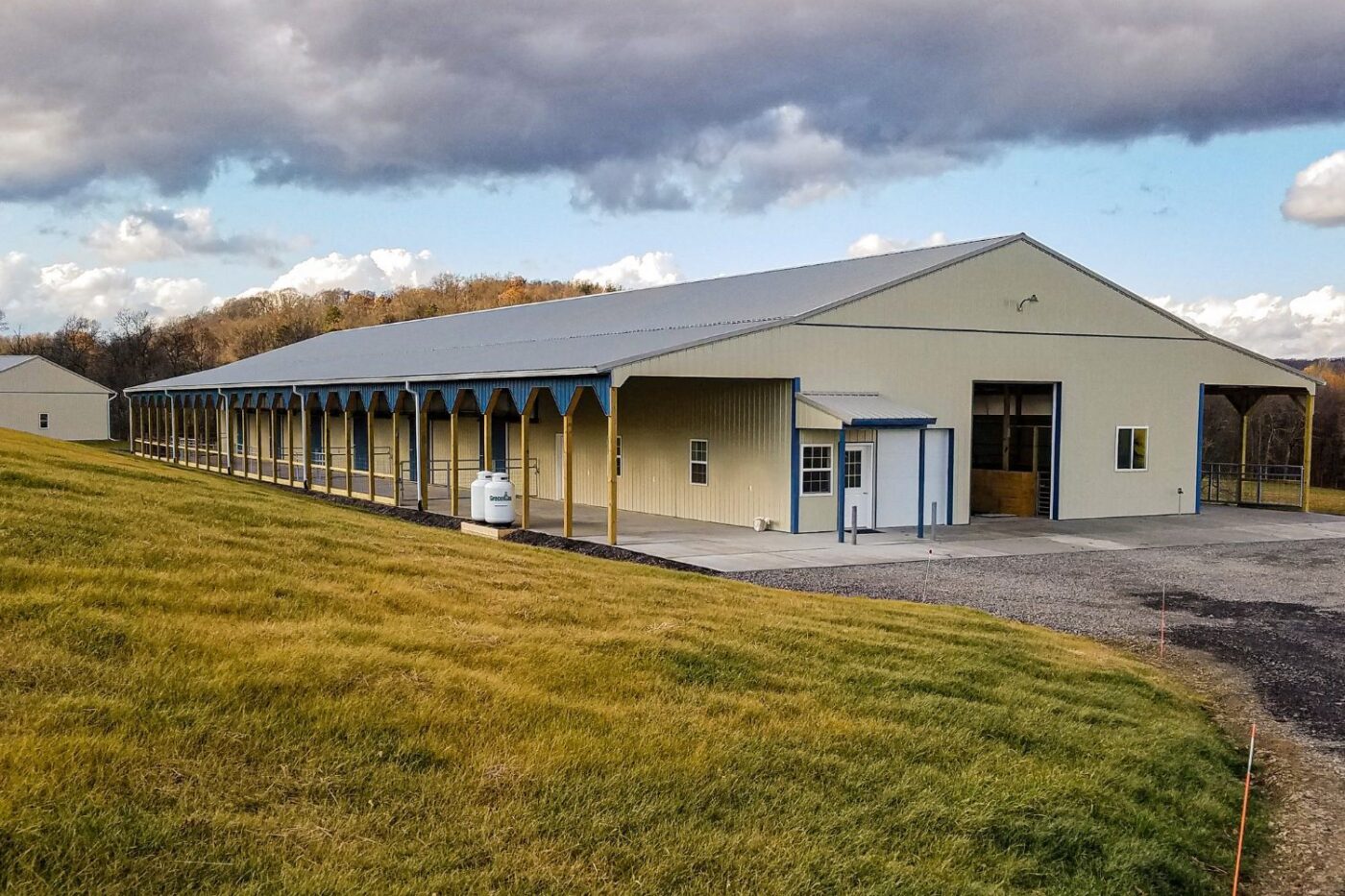 What Makes a Good Pole Barn Builder: The 10 Qualities of an EXTREMELY ...